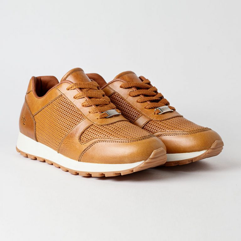 Zapatos Deportivos en Cuero Miel Para Mujer - HENDZ